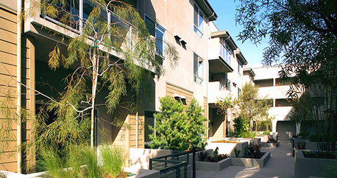 TODAY'S DEALS: Archstone Buys 70-Unit Asset in Venice, Calif. - Multi ...